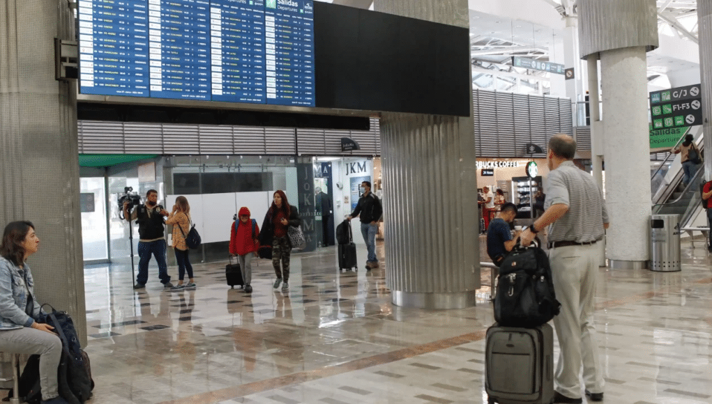 Normalizan operaciones en AICM y AIFA luego de alerta por volcán